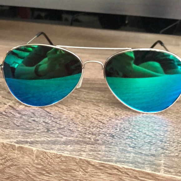 Accessories | Mirrored Blue Green Aviators | Poshmark